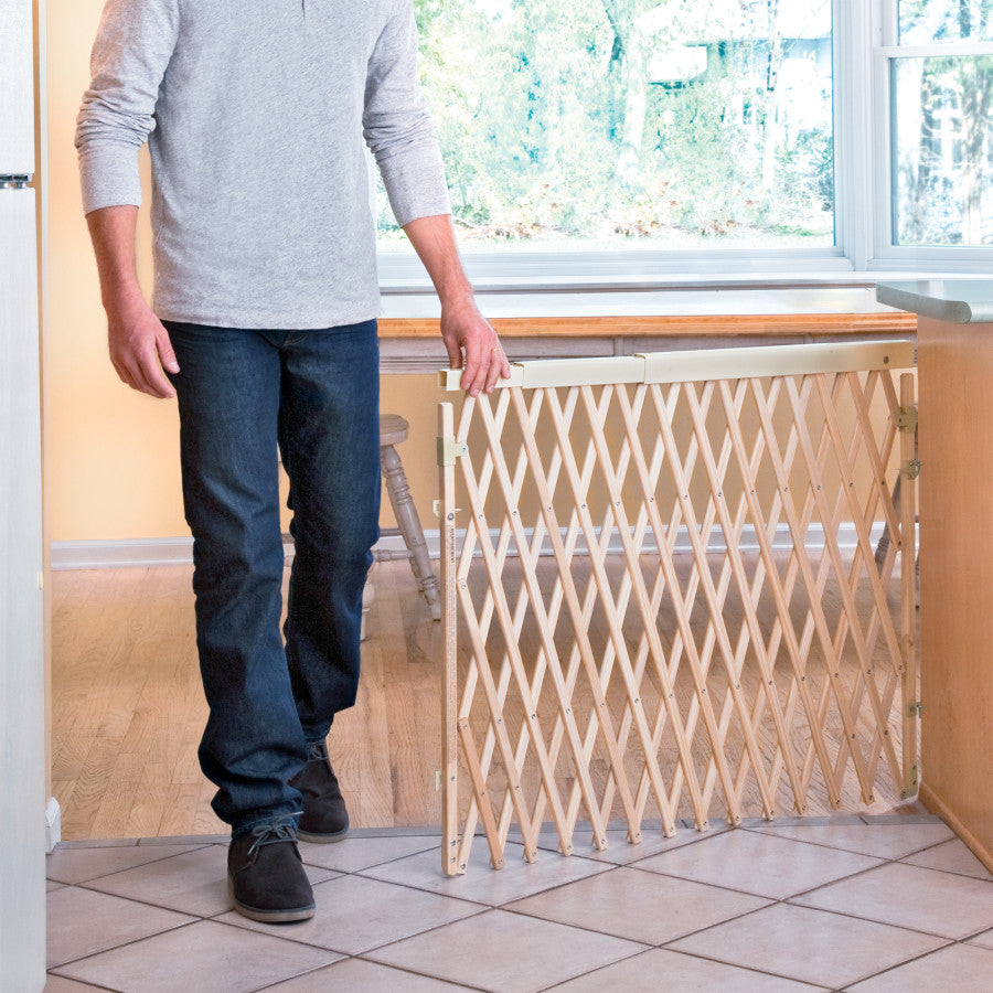Evenflo Expansion Walk-Thru Baby Gate | Evenflo® Official Site ...